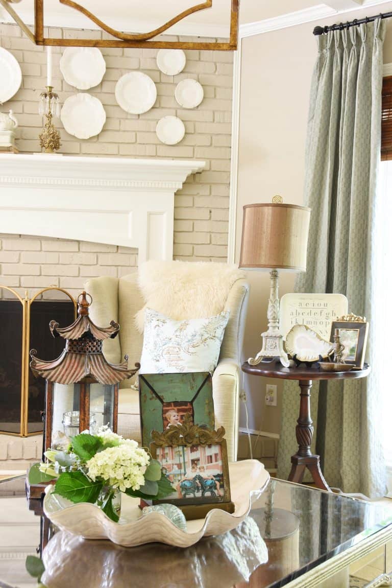 A New Fireplace Screen + Mantle Update – Dixie Delights