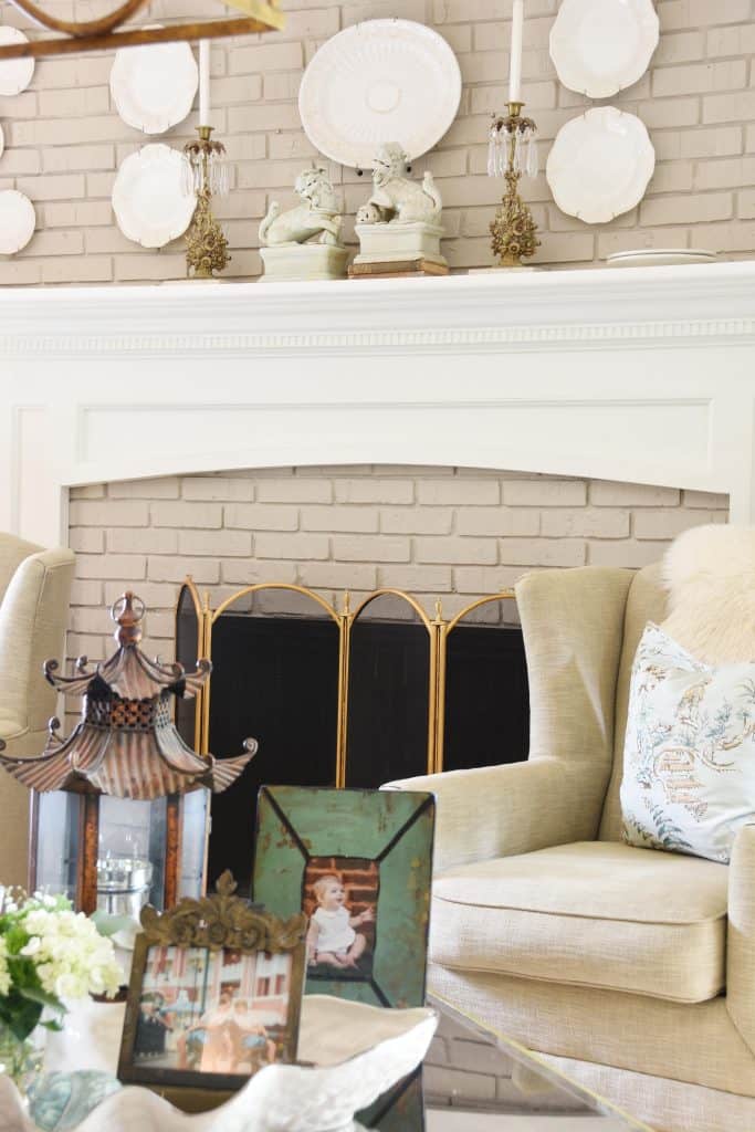 A New Fireplace Screen + Mantle Update – Dixie Delights
