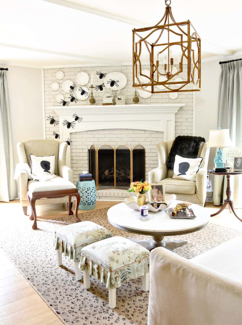 Haunted Halloween Home Tour {Den} – Dixie Delights