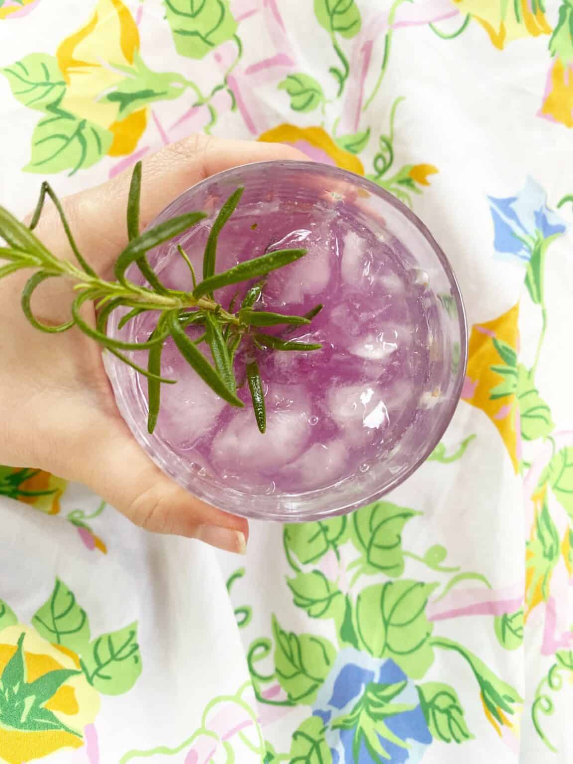 Happy Hour {Empress Lavender Lemonade} – Dixie Delights