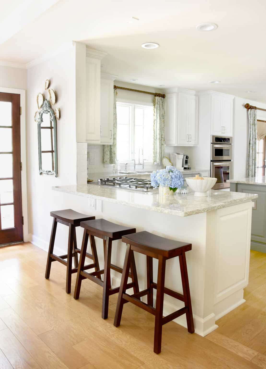 The Delightful Home {Den} – Dixie Delights