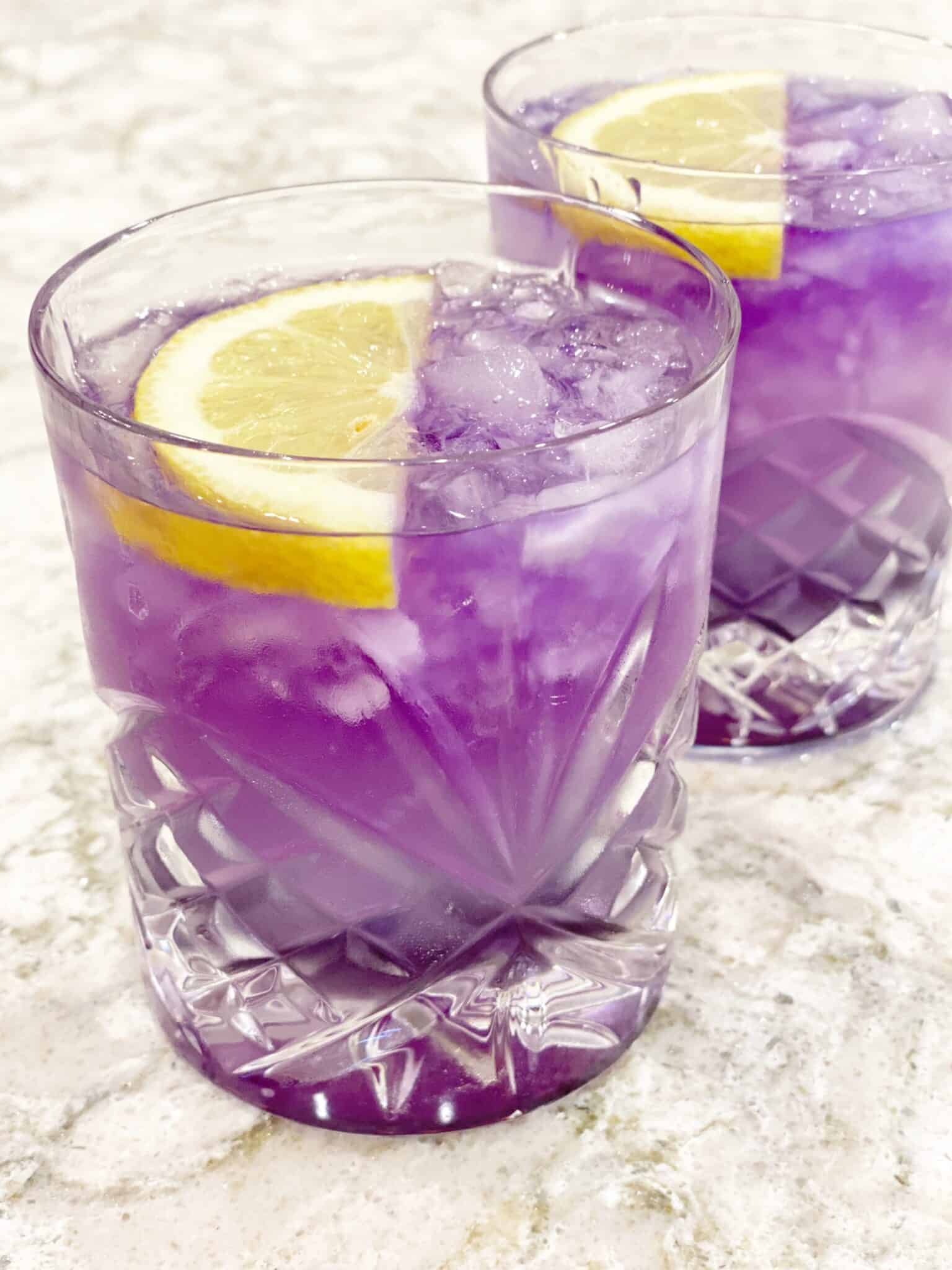 Happy Hour {Empress Lavender Lemonade} – Dixie Delights