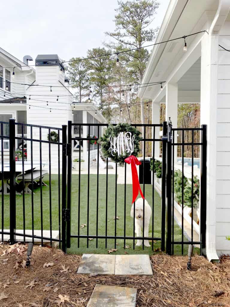 Classic Christmas Home Tour 2020 {Porch + Pool} – Dixie Delights