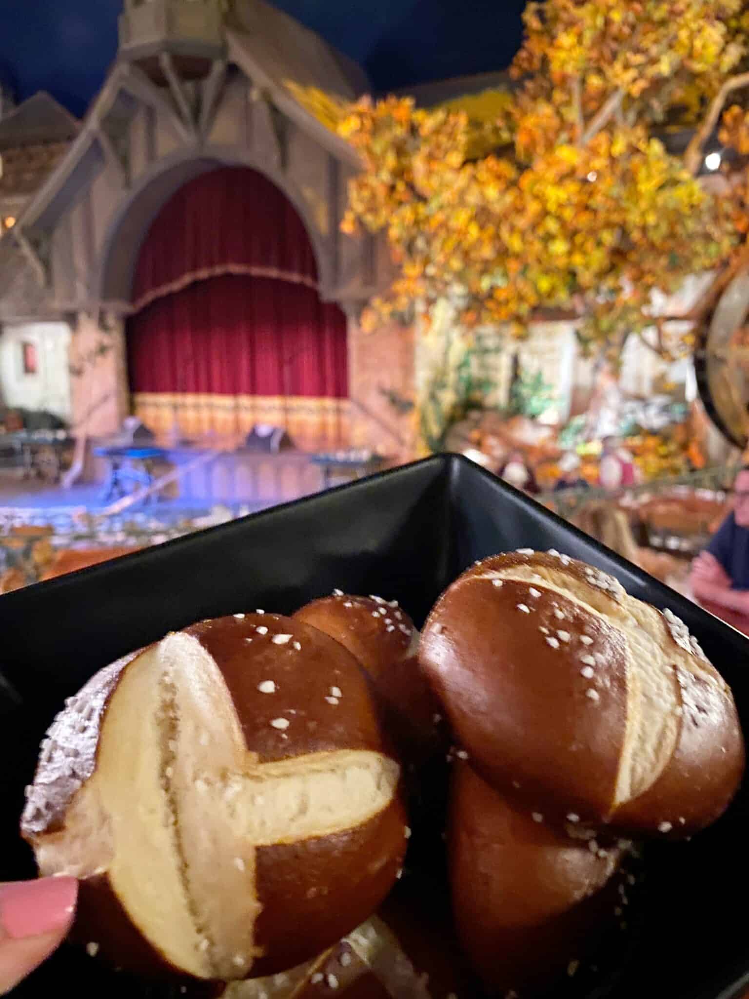 Biergarten Restaurant in Epcot – Dixie Delights