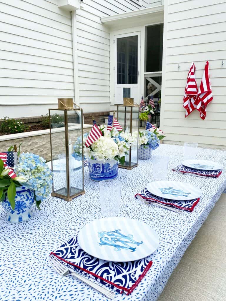 Al Fresco Patriotic Dinner Table – Dixie Delights