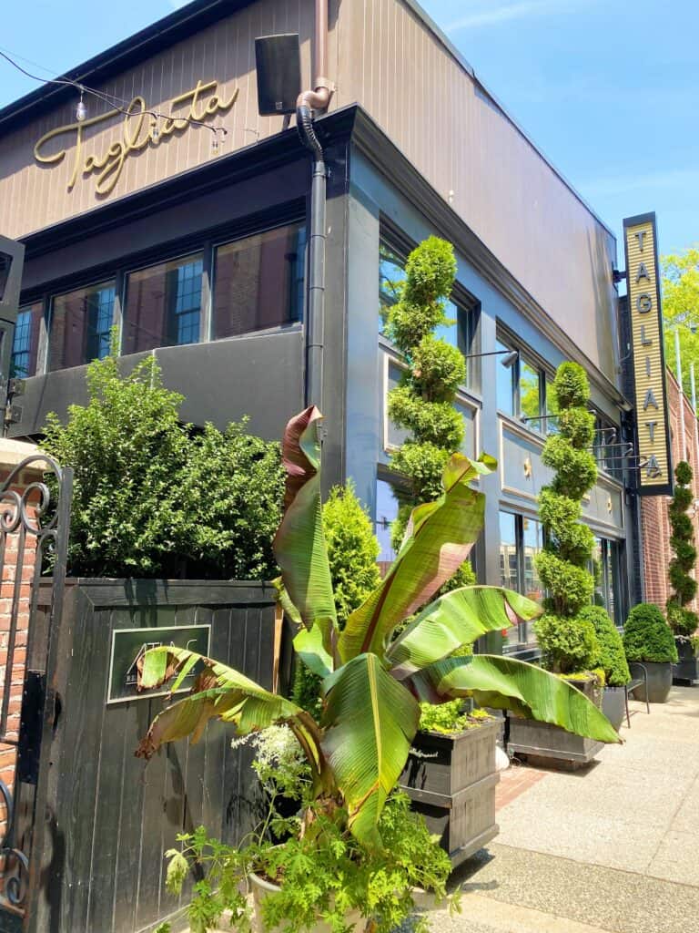 Baltimore {Charm City: See, Eat, Do} – Dixie Delights