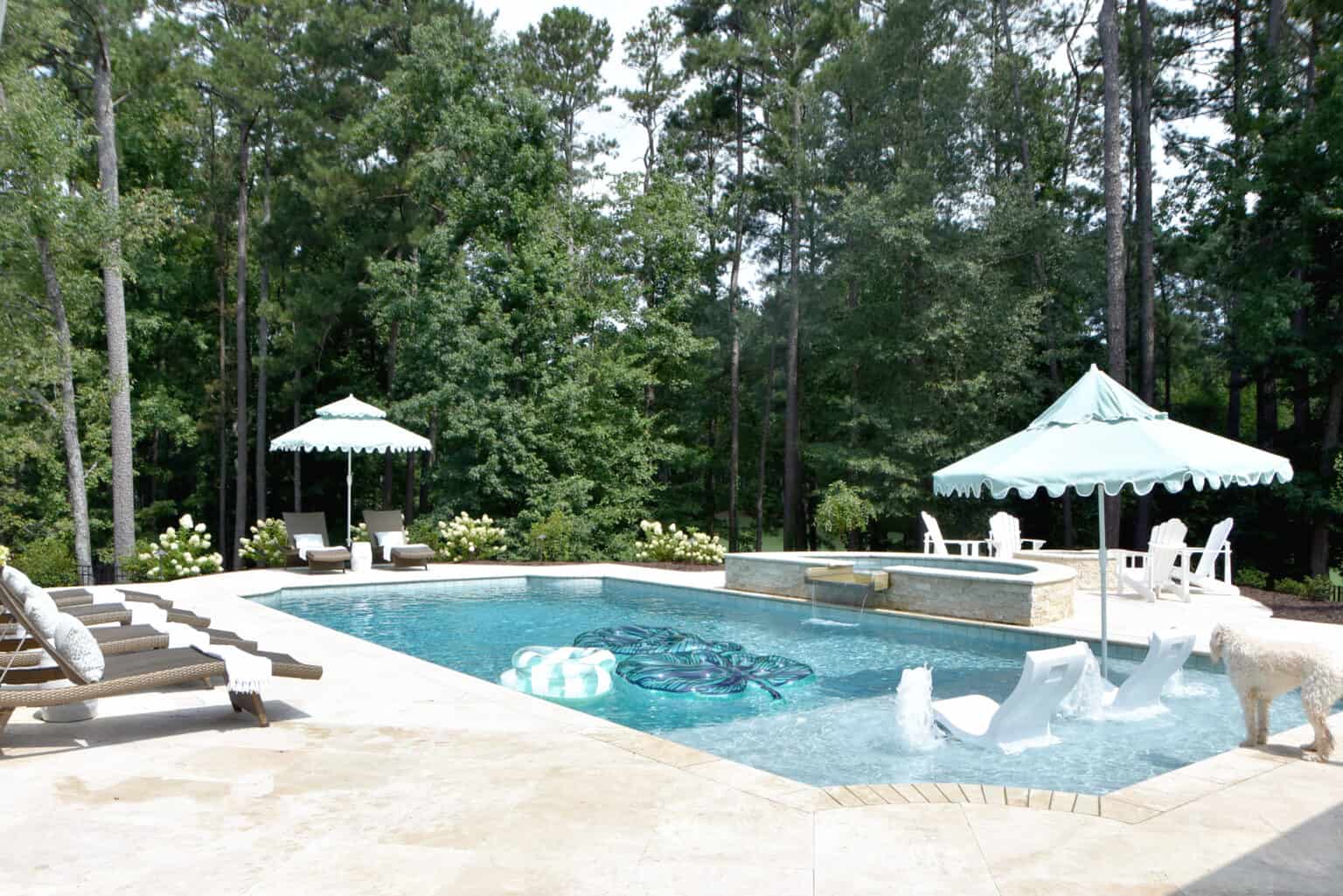The Delightful Home {Pool, Cabana & Courtyard Tour} – Dixie Delights