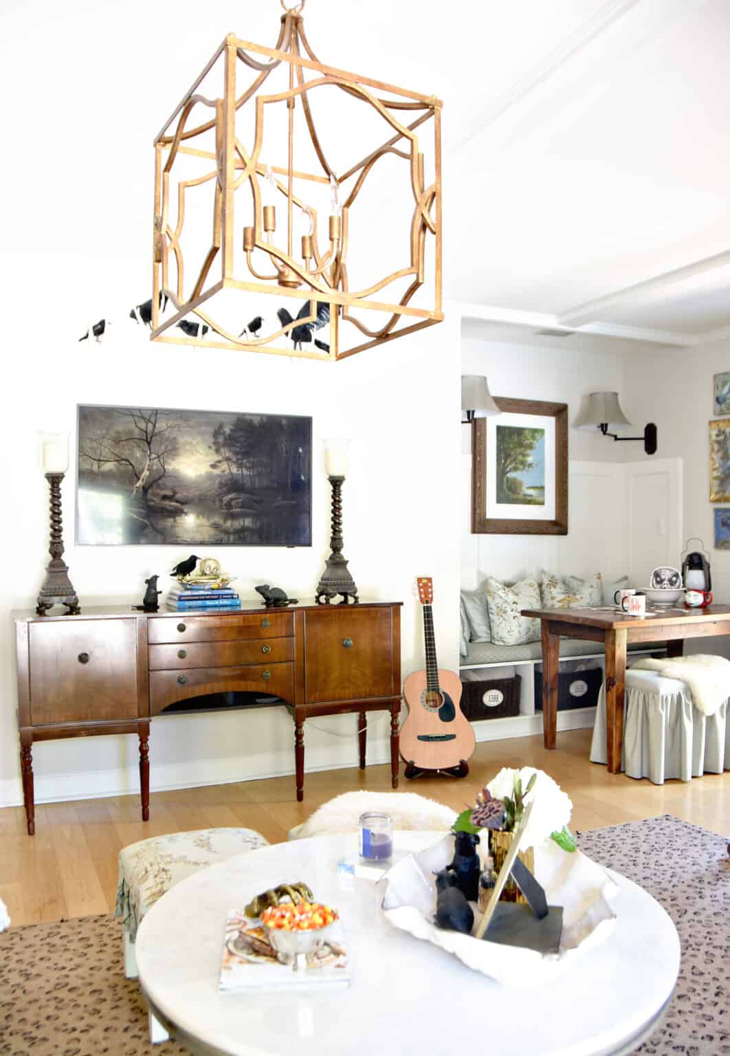 Haunted Halloween Home Tour 2021 {Den} – Dixie Delights