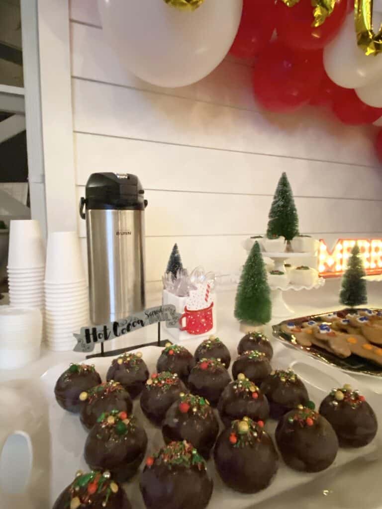 A Surprise “Sweet” 16 Christmas Celebration – Dixie Delights