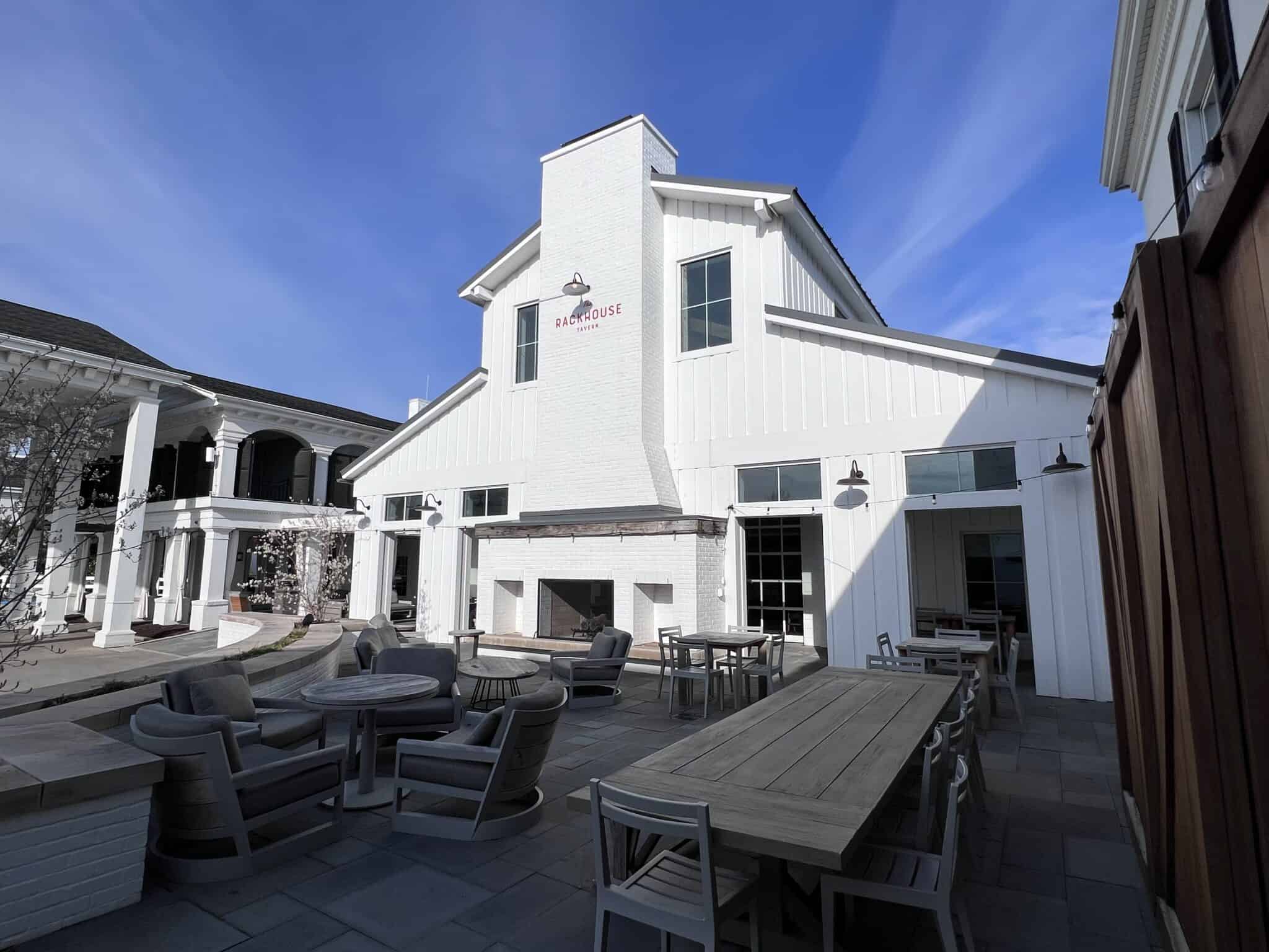 Kentucky Road Trip {Lexington: The Campbell House Hotel} – Dixie Delights