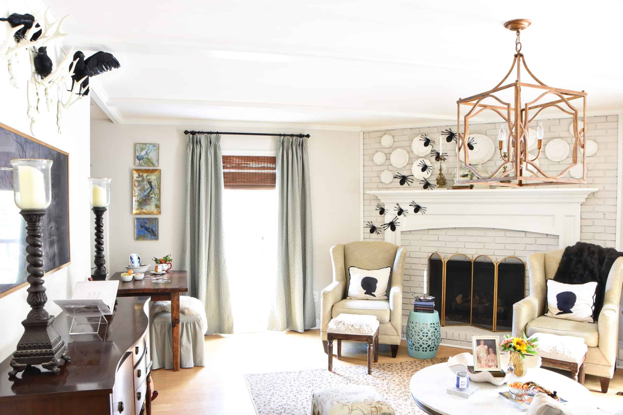 Haunted Halloween Home Tour 2022 {Den} – Dixie Delights