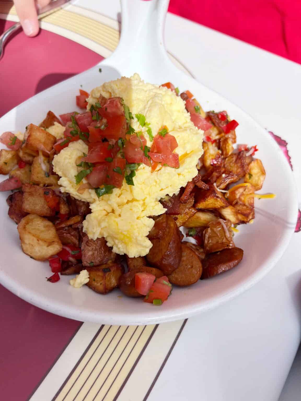Carnation Cafe in Disneyland Park – Dixie Delights