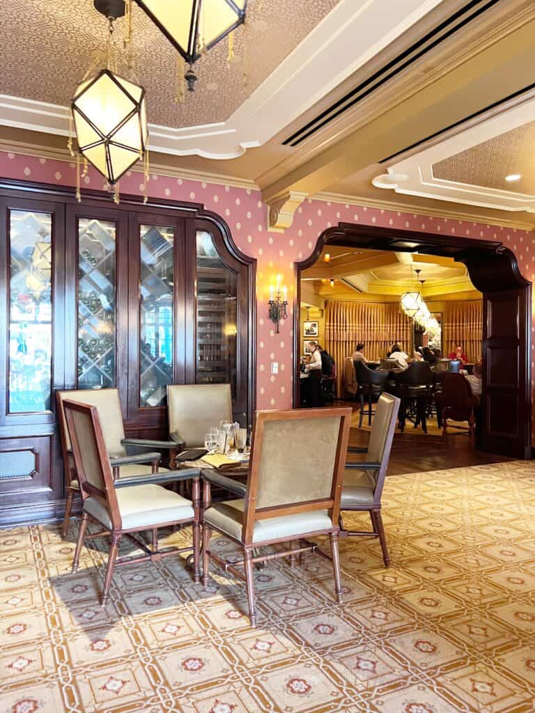 Carthay Circle Restaurant & Lounge at Disney California Adventure Park ...