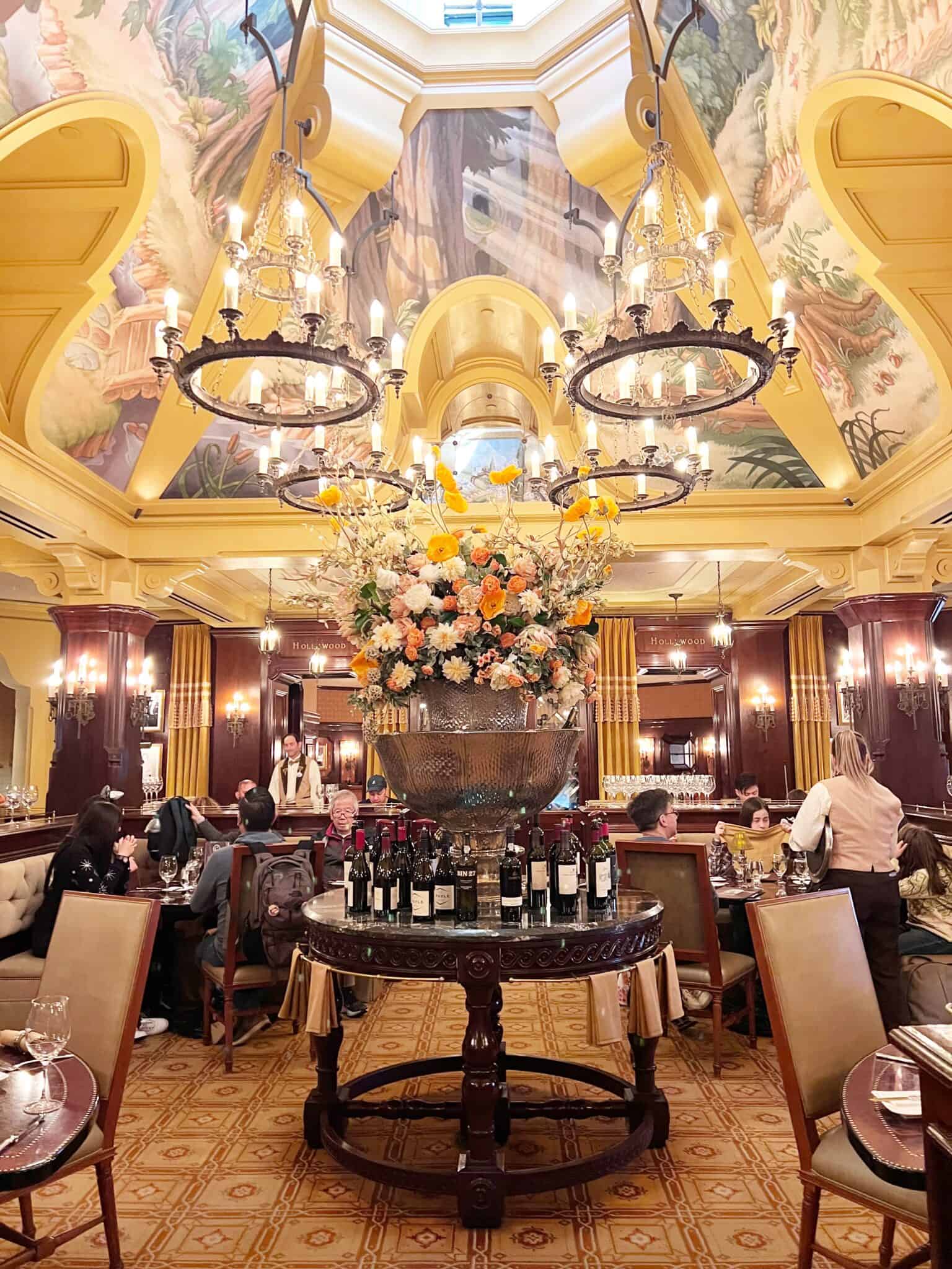 Carthay Circle Restaurant & Lounge at Disney California Adventure Park ...