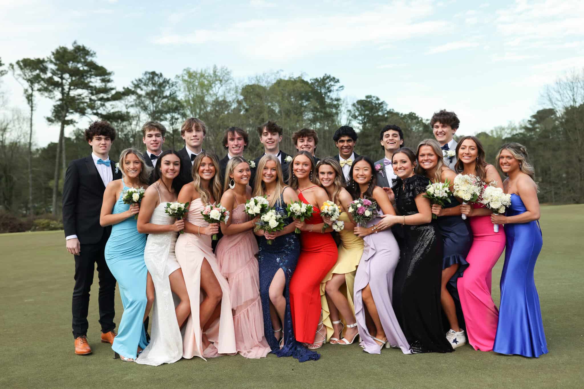Prom 2023 {Junior Picture Party} – Dixie Delights