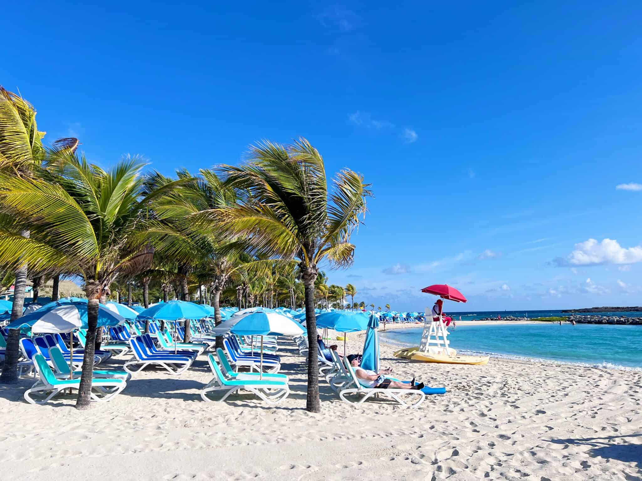 Royal Caribbean {Perfect Day at Coco Cay & Swimming with Pigs Adventure ...