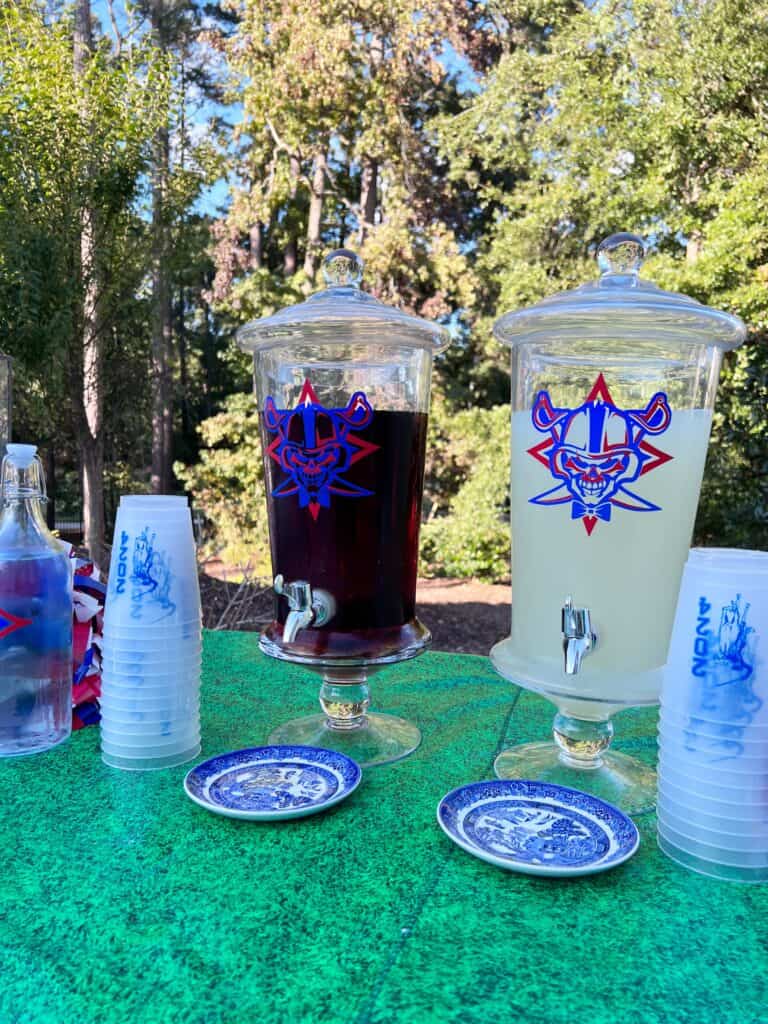 HOCO 2023 {Senior Dinner Party} – Dixie Delights