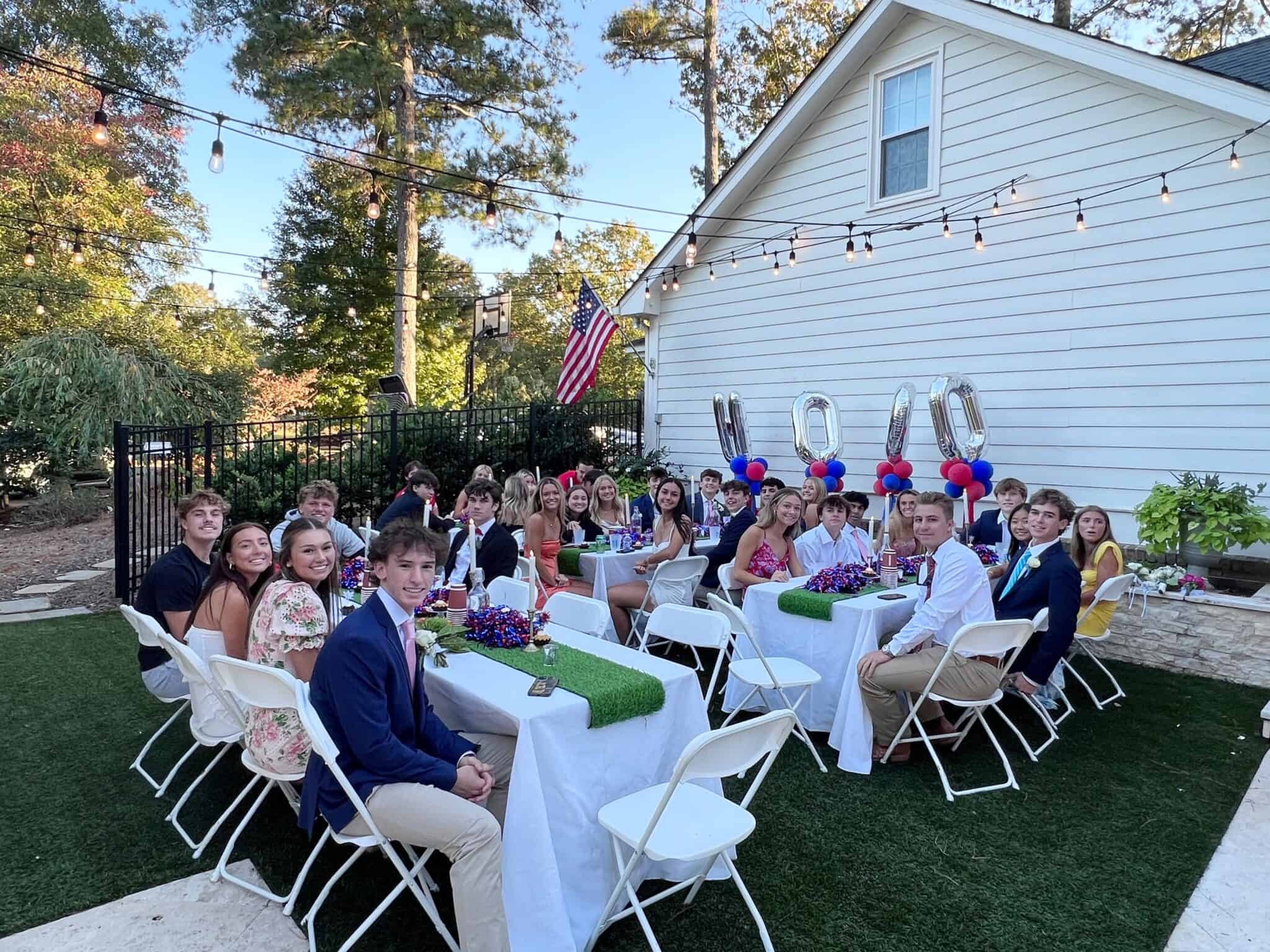HOCO 2023 {Senior Dinner Party} – Dixie Delights