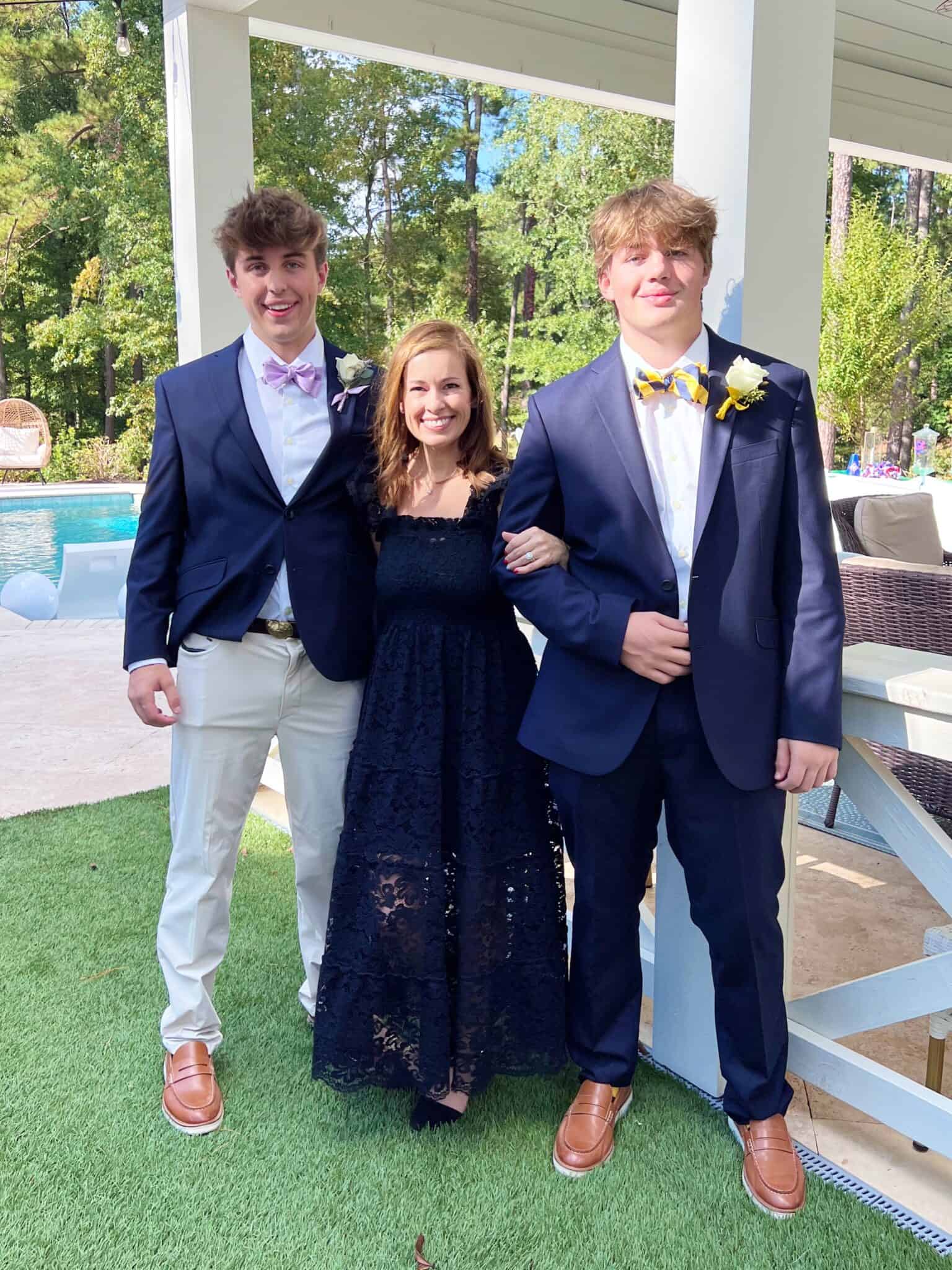 HOCO 2023 {Freshman Photos, Dinner & Dance} – Dixie Delights