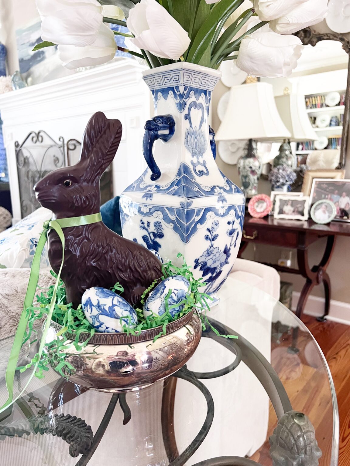 Spring in Savannah {Easter Decor} – Dixie Delights