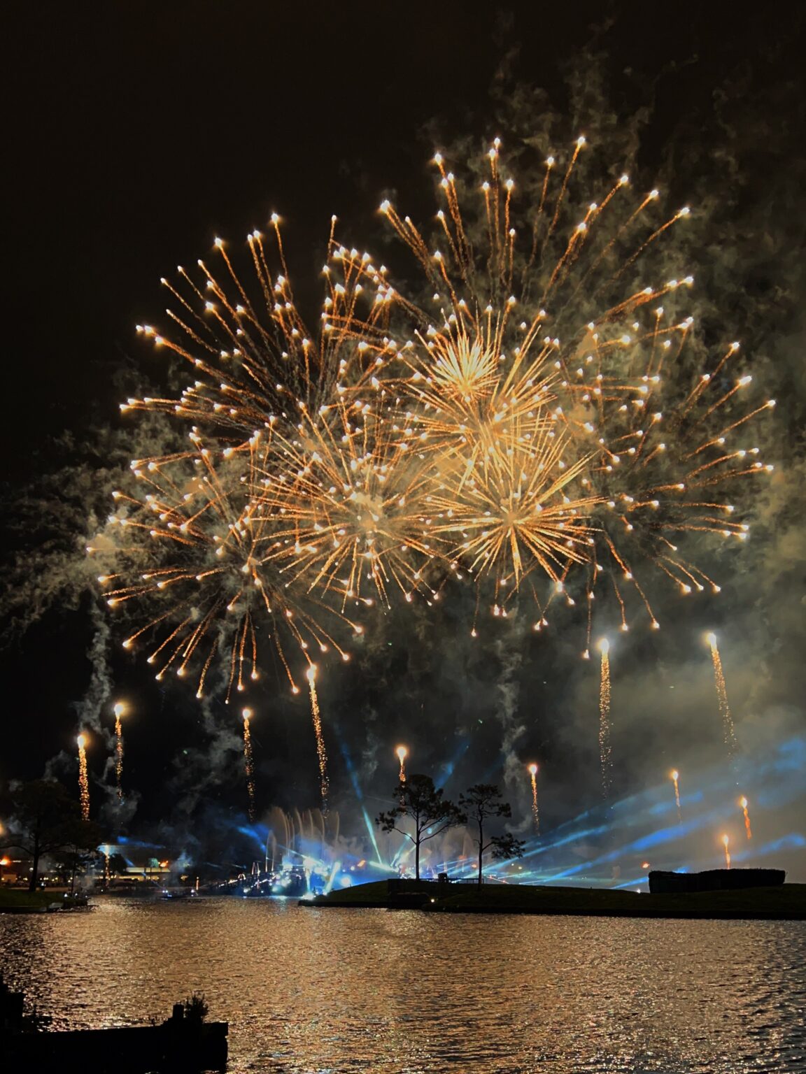 Spice Road Table Fireworks Dining Package in Epcot – Dixie Delights