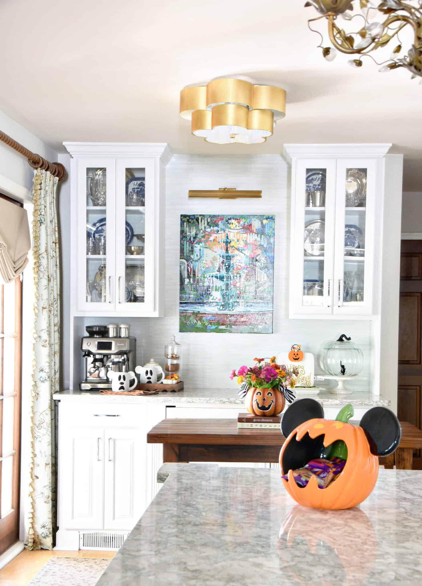 Haunted Halloween Home Tour 2024 {Kitchen} – Dixie Delights