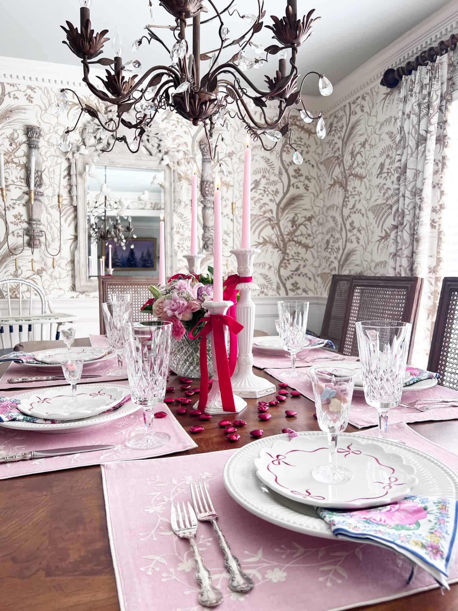 Valentine’s Day Fun {Dining Table} – Dixie Delights