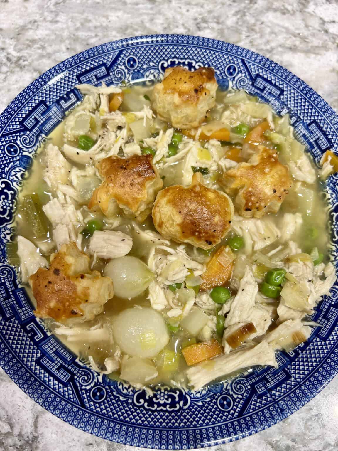 Sunday Supper {Chicken Pot Pie Soup} – Dixie Delights