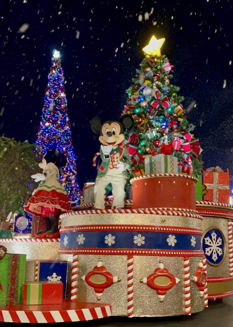 Mickey’s Very Merry Christmas Party in Magic Kingdom – Dixie Delights