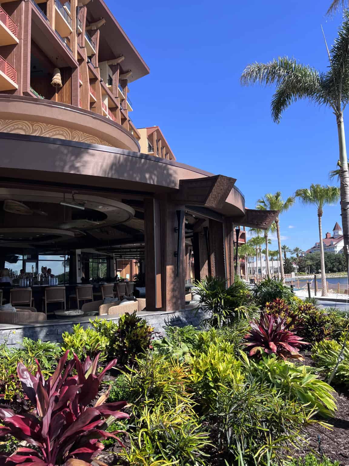 Wailulu Bar & Grill at Disney’s Polynesian Resort – Dixie Delights