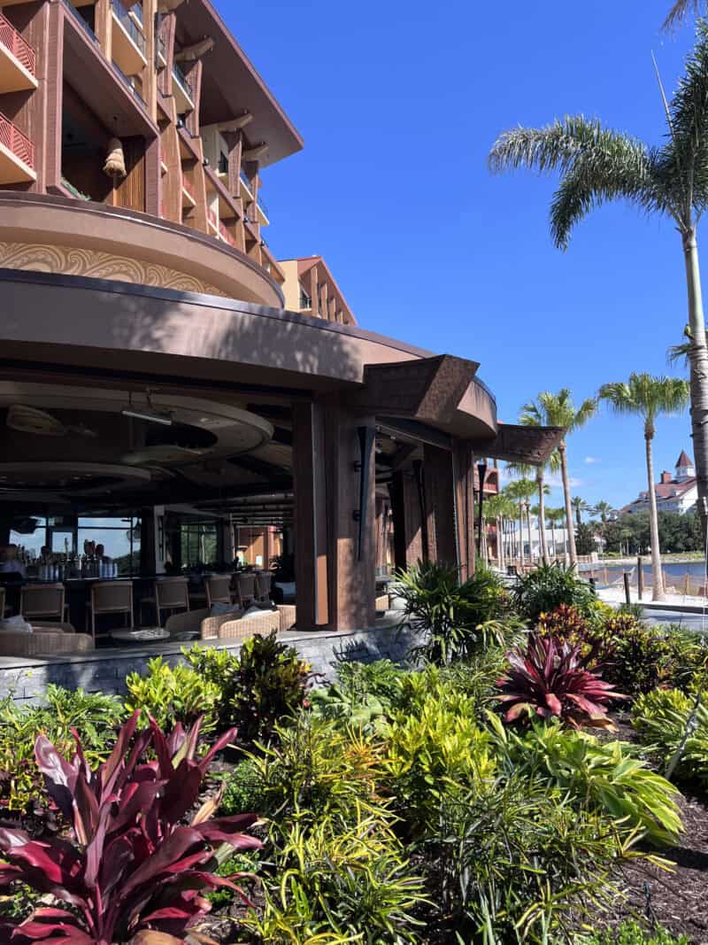 Wailulu Bar & Grill at Disney’s Polynesian Resort – Dixie Delights