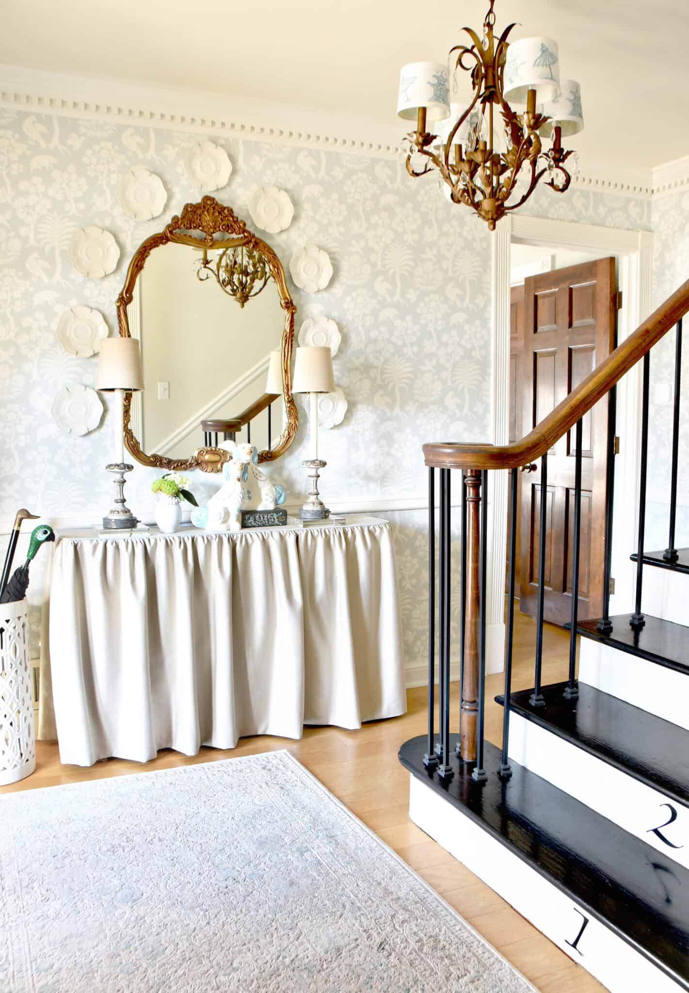 Delightful Home {The Foyer} – Dixie Delights
